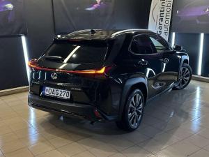 Черный Лексус UX 300h 2025 в Вильнюс, объемом двигателя 2.00 л и пробегом 20 тыс. км за 34950 €, фото 3 на AUTOMOTO.COM.LV