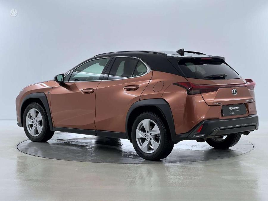 Brūns Lexus UX 300h 2025 Viļņa, ar dzinēja tilpumu 1.99 L un nobraukumu 8 tūkst. km par 39900 €, foto 15 vietnē AUTOMOTO.COM.LV