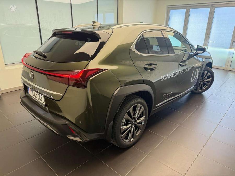Zaļš Lexus UX 300h 2025 Kauņa, ar dzinēja tilpumu 1.99 L un nobraukumu 5 tūkst. km par 44300 €, foto 30 vietnē AUTOMOTO.COM.LV