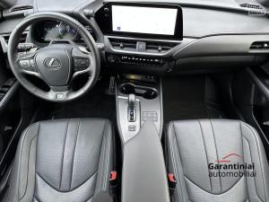 Sarkans Lexus UX 300h 2024 Avižieniai, ar dzinēja tilpumu 2.00 L un nobraukumu 6 tūkst. km par 42550 €, foto 3 vietnē AUTOMOTO.COM.LV
