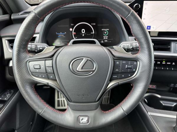 Sarkans Lexus UX 300h 2024 Viļņa, ar dzinēja tilpumu 2.00 L un nobraukumu 4 tūkst. km par 40750 €, foto 6 vietnē AUTOMOTO.COM.LV