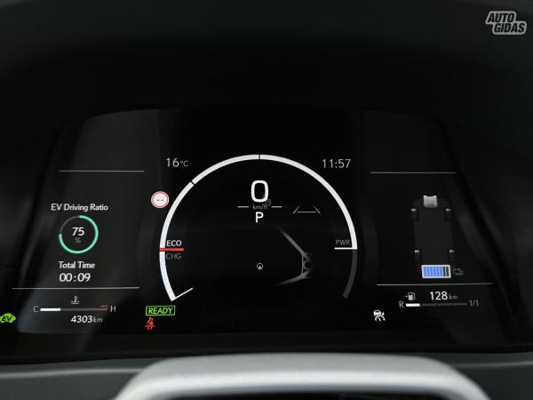 Red Lexus UX 300h 2024 in Avizieniai, with an engine capacity of 2.00 L and mileage of 4 thousand km for 40750 €, photo 8 on AUTOMOTO.COM.LV