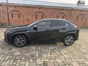 Melns Lexus UX 2019 Daugavpils, ar dzinēja tilpumu 2.00 L un nobraukumu 82 tūkst. km par 25750 €, foto 6 vietnē AUTOMOTO.COM.LV