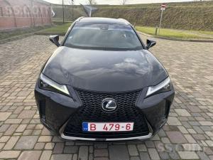 Melns Lexus UX 2019 Daugavpils, ar dzinēja tilpumu 2.00 L un nobraukumu 82 tūkst. km par 25750 €, foto 7 vietnē AUTOMOTO.COM.LV
