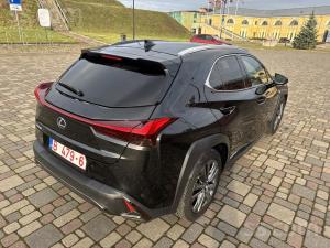 Melns Lexus UX 2019 Daugavpils, ar dzinēja tilpumu 2.00 L un nobraukumu 82 tūkst. km par 25750 €, foto 10 vietnē AUTOMOTO.COM.LV