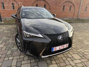 Melns Lexus UX 2019 Daugavpils, ar dzinēja tilpumu 2.00 L un nobraukumu 82 tūkst. km par 25750 €, foto 14 vietnē AUTOMOTO.COM.LV