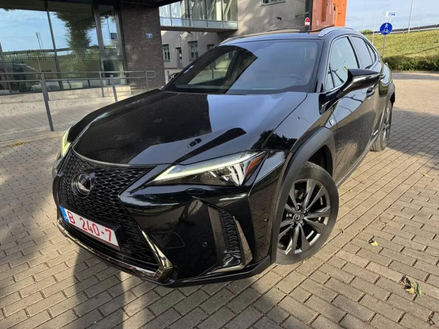 Melns Lexus UX 2019 Daugavpils, ar dzinēja tilpumu 2.00 L un nobraukumu 0 tūkst. km par 22999 €, foto 1 vietnē AUTOMOTO.COM.LV