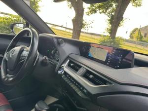 Melns Lexus UX 2019 Daugavpils, ar dzinēja tilpumu 2.00 L un nobraukumu 0 tūkst. km par 22999 €, foto 15 vietnē AUTOMOTO.COM.LV
