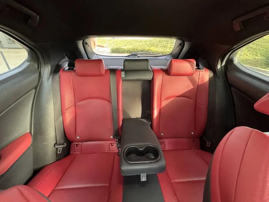 Melns Lexus UX 2019 Daugavpils, ar dzinēja tilpumu 2.00 L un nobraukumu 0 tūkst. km par 22999 €, foto 26 vietnē AUTOMOTO.COM.LV