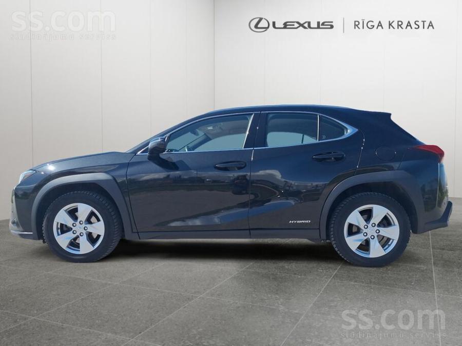 Melns Lexus UX 2020 Rīga, ar dzinēja tilpumu 2.00 L un nobraukumu 95 tūkst. km par 26900 €, foto 7 vietnē AUTOMOTO.COM.LV