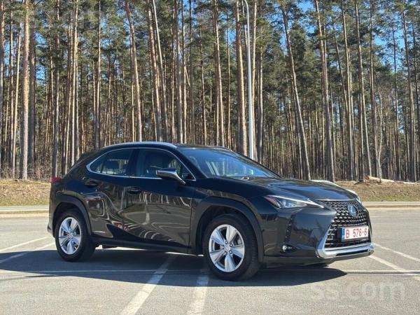 Melns Lexus UX 2020 Rīga, ar dzinēja tilpumu 2.00 L un nobraukumu 75 tūkst. km par 23800 €, foto 5 vietnē AUTOMOTO.COM.LV