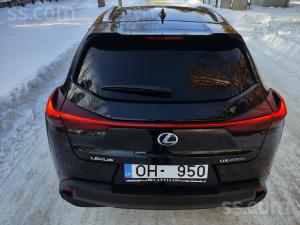 Melns Lexus UX 2021 Daugavpils, ar dzinēja tilpumu 2.00 L un nobraukumu 108 tūkst. km par 23300 €, foto 2 vietnē AUTOMOTO.COM.LV