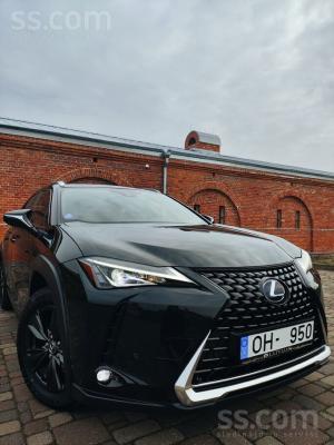 Melns Lexus UX 2021 Daugavpils, ar dzinēja tilpumu 2.00 L un nobraukumu 108 tūkst. km par 22950 €, foto 3 vietnē AUTOMOTO.COM.LV