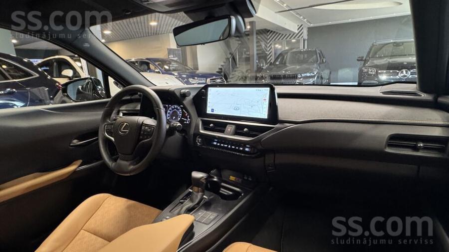 Melns Lexus UX 2023 Rīga, ar dzinēja tilpumu 2.00 L un nobraukumu 38 tūkst. km par 29990 €, foto 14 vietnē AUTOMOTO.COM.LV