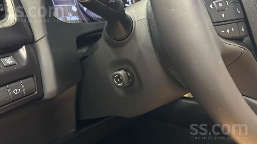 Melns Lexus UX 2023 Rīga, ar dzinēja tilpumu 2.00 L un nobraukumu 38 tūkst. km par 29990 €, foto 19 vietnē AUTOMOTO.COM.LV