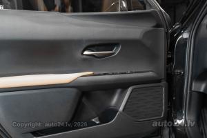 Melns Lexus UX 2023 Rīga, ar dzinēja tilpumu 2.00 L un nobraukumu 35 tūkst. km par 34500 €, foto 15 vietnē AUTOMOTO.COM.LV