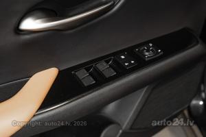Melns Lexus UX 2023 Rīga, ar dzinēja tilpumu 2.00 L un nobraukumu 35 tūkst. km par 34500 €, foto 16 vietnē AUTOMOTO.COM.LV
