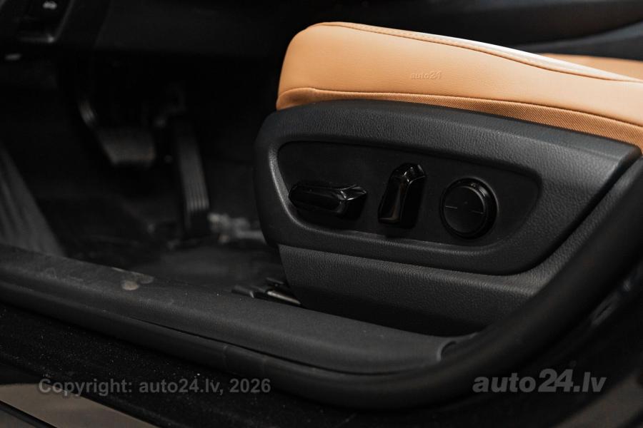 Melns Lexus UX 2023 Rīga, ar dzinēja tilpumu 2.00 L un nobraukumu 35 tūkst. km par 34500 €, foto 17 vietnē AUTOMOTO.COM.LV