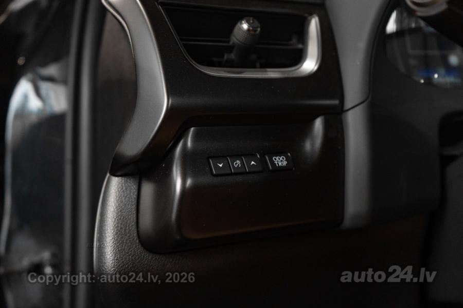 Melns Lexus UX 2023 Rīga, ar dzinēja tilpumu 2.00 L un nobraukumu 35 tūkst. km par 34500 €, foto 19 vietnē AUTOMOTO.COM.LV