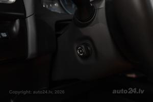 Melns Lexus UX 2023 Rīga, ar dzinēja tilpumu 2.00 L un nobraukumu 35 tūkst. km par 34500 €, foto 20 vietnē AUTOMOTO.COM.LV