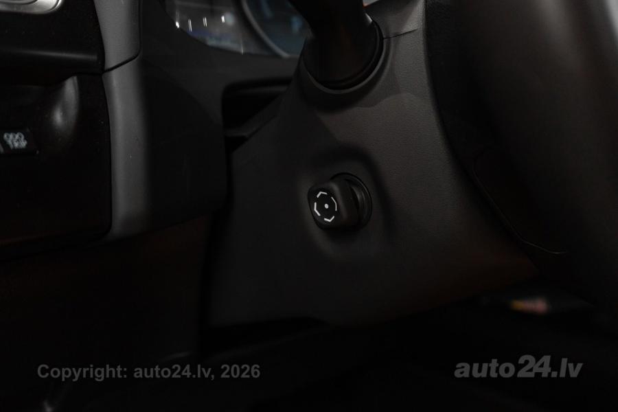 Melns Lexus UX 2023 Rīga, ar dzinēja tilpumu 2.00 L un nobraukumu 35 tūkst. km par 34500 €, foto 20 vietnē AUTOMOTO.COM.LV