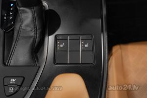 Melns Lexus UX 2023 Rīga, ar dzinēja tilpumu 2.00 L un nobraukumu 35 tūkst. km par 34500 €, foto 30 vietnē AUTOMOTO.COM.LV