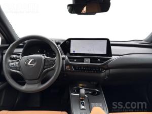 Melns Lexus UX 2024 Rīga, ar dzinēja tilpumu 2.00 L un nobraukumu 22 tūkst. km par 42900 €, foto 9 vietnē AUTOMOTO.COM.LV