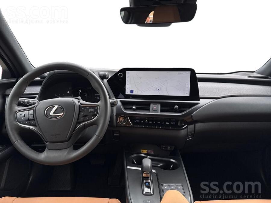 Melns Lexus UX 2024 Rīga, ar dzinēja tilpumu 2.00 L un nobraukumu 22 tūkst. km par 42900 €, foto 9 vietnē AUTOMOTO.COM.LV