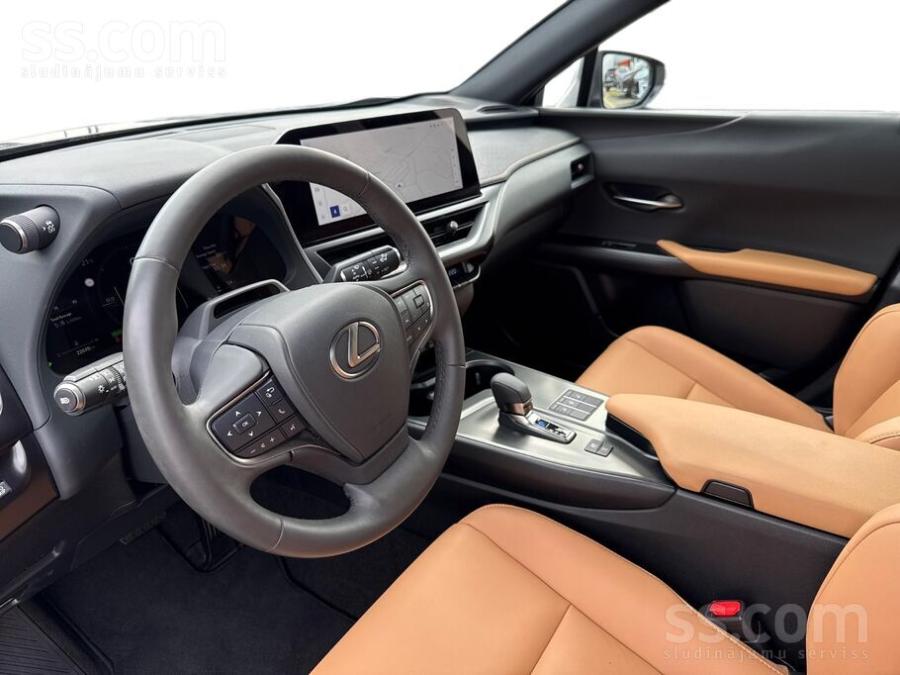 Melns Lexus UX 2024 Rīga, ar dzinēja tilpumu 2.00 L un nobraukumu 22 tūkst. km par 42900 €, foto 12 vietnē AUTOMOTO.COM.LV