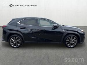 Melns Lexus UX 2024 Rīga, ar dzinēja tilpumu 2.00 L un nobraukumu 22 tūkst. km par 42900 €, foto 17 vietnē AUTOMOTO.COM.LV