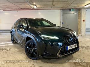Melns Lexus UX 2021 Tallina, ar dzinēja tilpumu 2.00 L un nobraukumu 79 tūkst. km par 24990 €, foto  vietnē AUTOMOTO.COM.LV