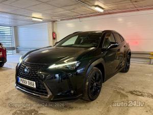 Black Lexus UX 2021 in Tallinn, with an engine capacity of 2.00 L and mileage of 79 thousand km for 24990 €, photo 2 on AUTOMOTO.COM.LV