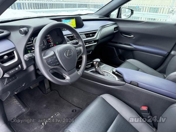 Melns Lexus UX 2021 Tallina, ar dzinēja tilpumu 2.00 L un nobraukumu 79 tūkst. km par 24990 €, foto 11 vietnē AUTOMOTO.COM.LV