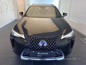 Melns Lexus UX 2021 Tallina, ar dzinēja tilpumu 2.00 L un nobraukumu 62 tūkst. km par 26300 €, foto 5 vietnē AUTOMOTO.COM.LV