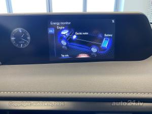 Melns Lexus UX 2021 Tallina, ar dzinēja tilpumu 2.00 L un nobraukumu 62 tūkst. km par 26300 €, foto 14 vietnē AUTOMOTO.COM.LV