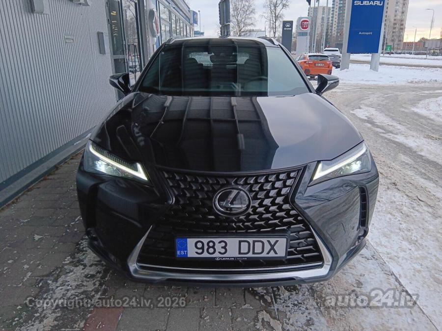 Melns Lexus UX 2022 Tallina, ar dzinēja tilpumu 2.00 L un nobraukumu 44 tūkst. km par 24990 €, foto 5 vietnē AUTOMOTO.COM.LV