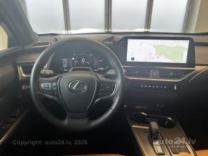 Black Lexus UX 2024 in Tallinn, with an engine capacity of 2.00 L and mileage of 36 thousand km for 35900 €, photo 12 on AUTOMOTO.COM.LV