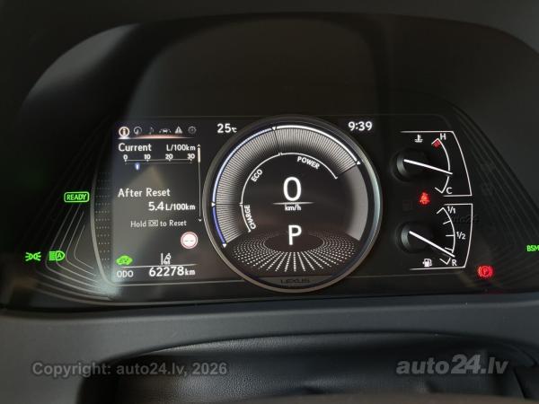 Melns Lexus UX 2021 Tallina, ar dzinēja tilpumu 2.00 L un nobraukumu 63 tūkst. km par 27900 €, foto 10 vietnē AUTOMOTO.COM.LV