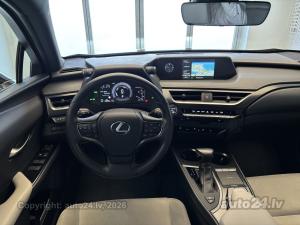 Melns Lexus UX 2021 Tallina, ar dzinēja tilpumu 2.00 L un nobraukumu 63 tūkst. km par 27900 €, foto 12 vietnē AUTOMOTO.COM.LV