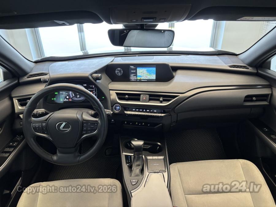 Melns Lexus UX 2021 Tallina, ar dzinēja tilpumu 2.00 L un nobraukumu 63 tūkst. km par 27900 €, foto 13 vietnē AUTOMOTO.COM.LV