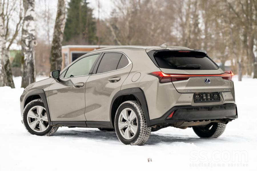 Brūns Lexus UX 2019 Jelgava, ar dzinēja tilpumu 2.00 L un nobraukumu 128 tūkst. km par 21000 €, foto 5 vietnē AUTOMOTO.COM.LV
