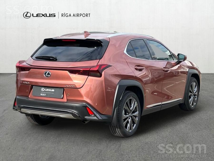 Brown Lexus UX 2025 in Riga, with an engine capacity of 2.00 L and mileage of 7 thousand km for 41900 €, photo 3 on AUTOMOTO.COM.LV