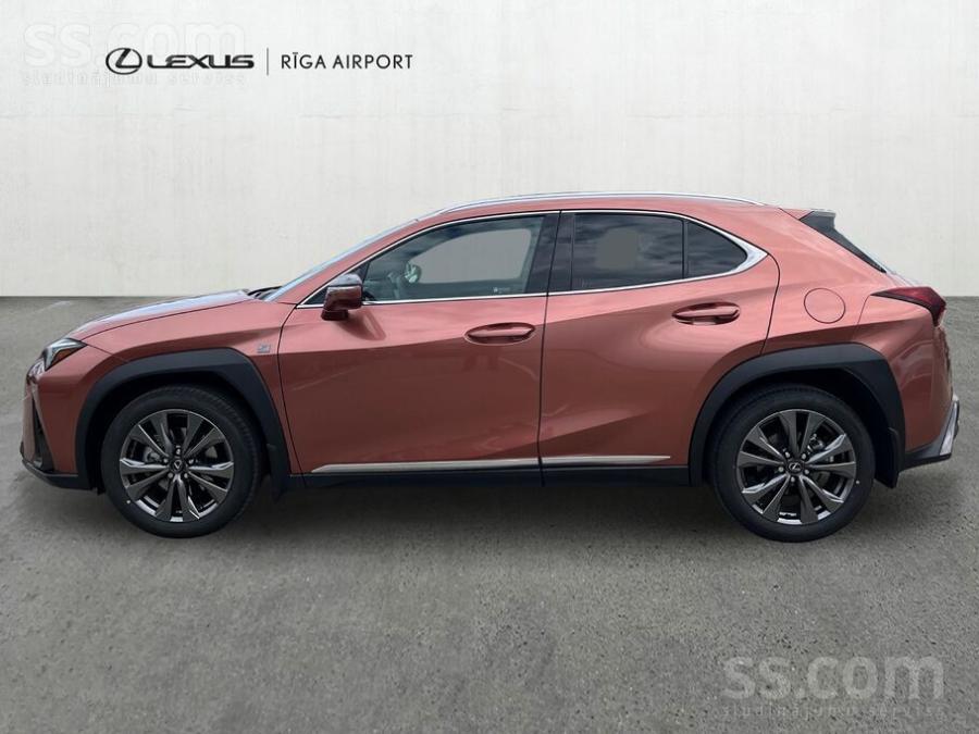 Brown Lexus UX 2025 in Riga, with an engine capacity of 2.00 L and mileage of 7 thousand km for 41900 €, photo 4 on AUTOMOTO.COM.LV