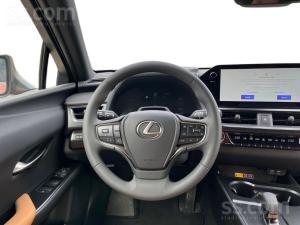 Brown Lexus UX 2025 in Riga, with an engine capacity of 2.00 L and mileage of 7 thousand km for 41900 €, photo 10 on AUTOMOTO.COM.LV