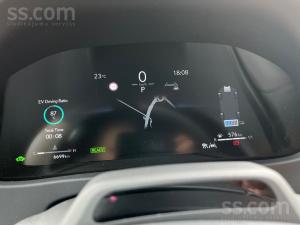 Brown Lexus UX 2025 in Riga, with an engine capacity of 2.00 L and mileage of 7 thousand km for 41900 €, photo 14 on AUTOMOTO.COM.LV