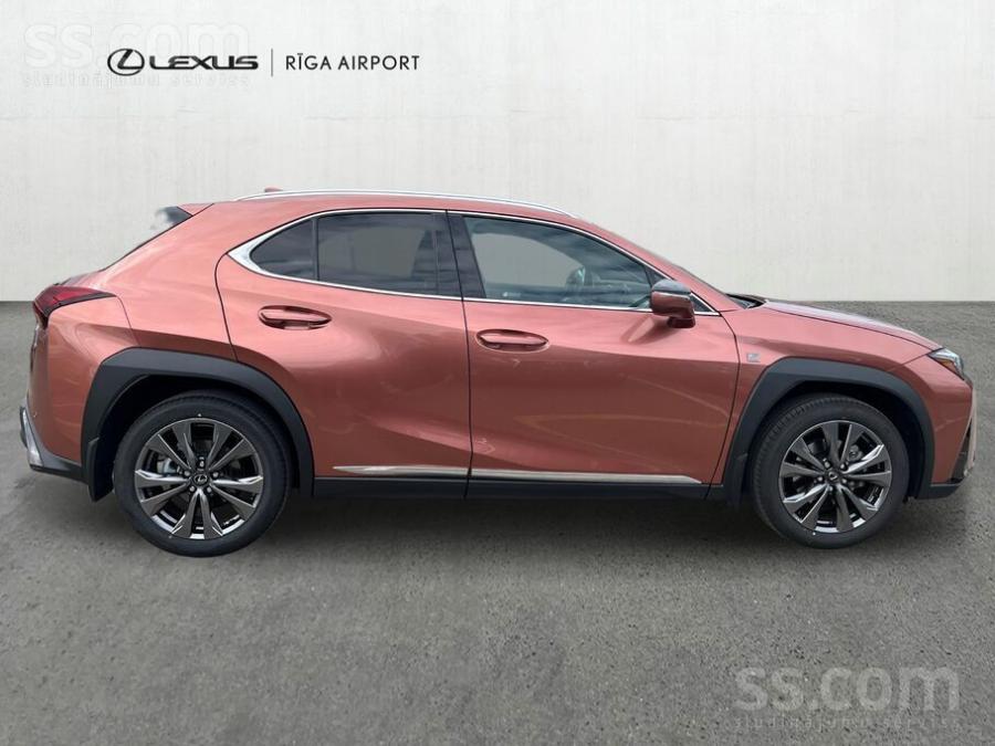 Brown Lexus UX 2025 in Riga, with an engine capacity of 2.00 L and mileage of 7 thousand km for 41900 €, photo 17 on AUTOMOTO.COM.LV