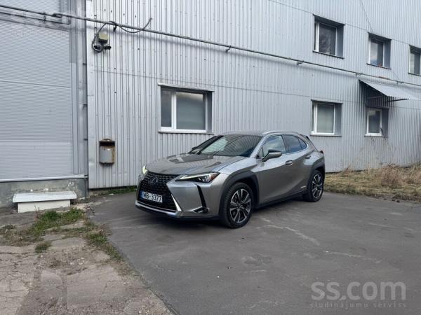 Лексус UX 2019 в Рига, объемом двигателя 2.00 л и пробегом 108 тыс. км за 20000 €, фото 2 на AUTOMOTO.COM.LV