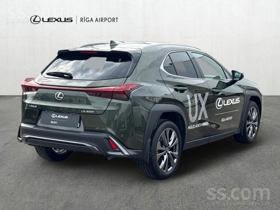 Zaļš Lexus UX 2025 Valmiera, ar dzinēja tilpumu 2.00 L un nobraukumu 5 tūkst. km par 39000 €, foto 3 vietnē AUTOMOTO.COM.LV