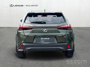 Zaļš Lexus UX 2025 Valmiera, ar dzinēja tilpumu 2.00 L un nobraukumu 5 tūkst. km par 39000 €, foto 5 vietnē AUTOMOTO.COM.LV