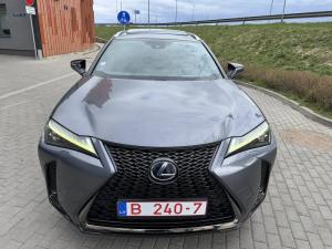 Pelēks Lexus UX 2019 Daugavpils, ar dzinēja tilpumu 2.00 L un nobraukumu 109 tūkst. km par 24950 €, foto 5 vietnē AUTOMOTO.COM.LV